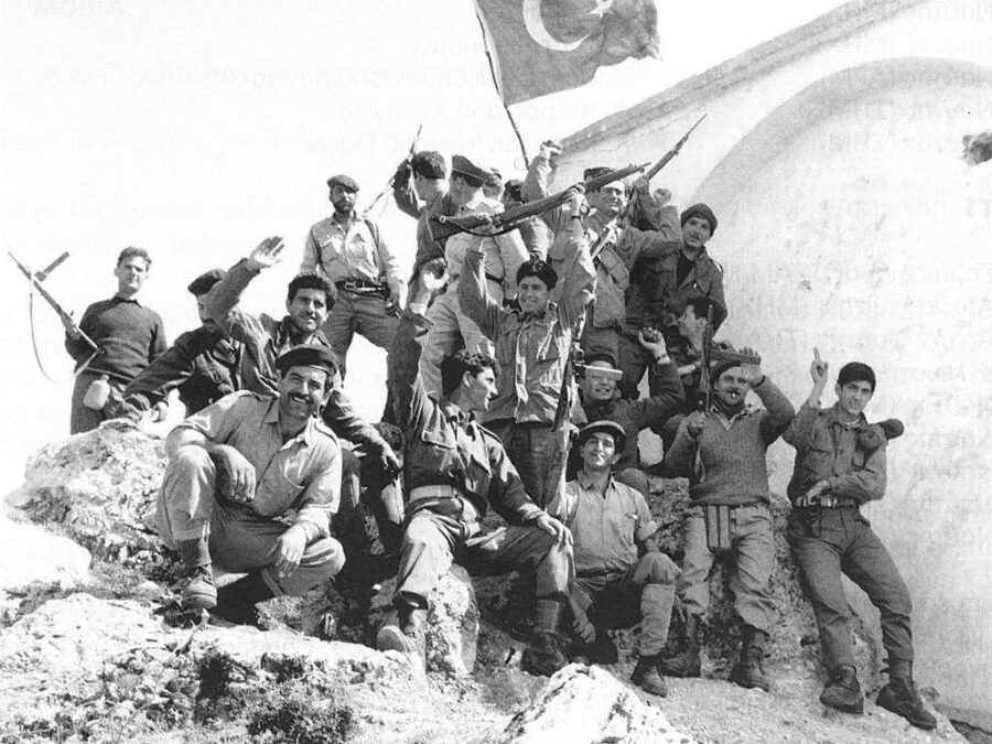 Η ΕΛΛΑΣ ΔΕΝ ΠΡΕΠΕΙ ΝΑ ΑΝΑΓΝΩΡΙΣΕΙ ΤΟ ΚΟΣΣΟΒΟ - Κωνσταντίνος Χολέβας